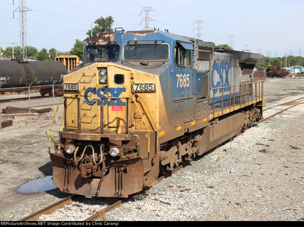 CSXT 7685